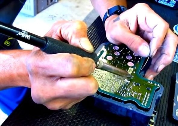 C0267 OBD code meaning: ABS Pump Motor Circuit Open